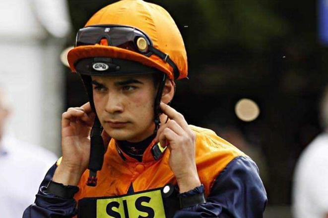 Cade durante una gara a cavallo: Stefano Cherchi in coma farmacologico