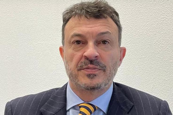 Primo chirurgo paraplegico a operare in piedi, Anibaldi dirigerà il ...