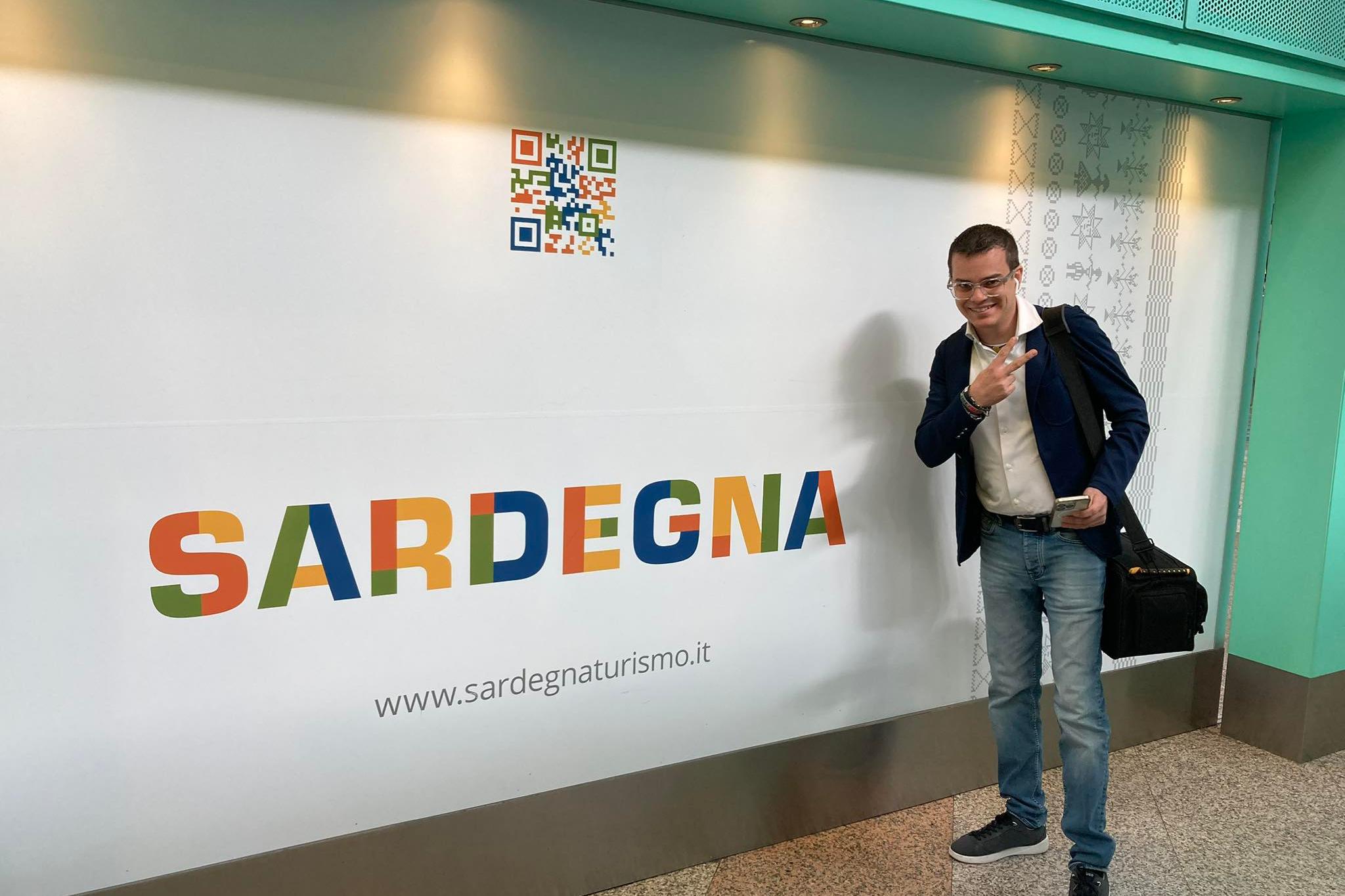 Enrico Rizzi è arrivato nell’Isola: “Viva la Sardegna che ama e ...